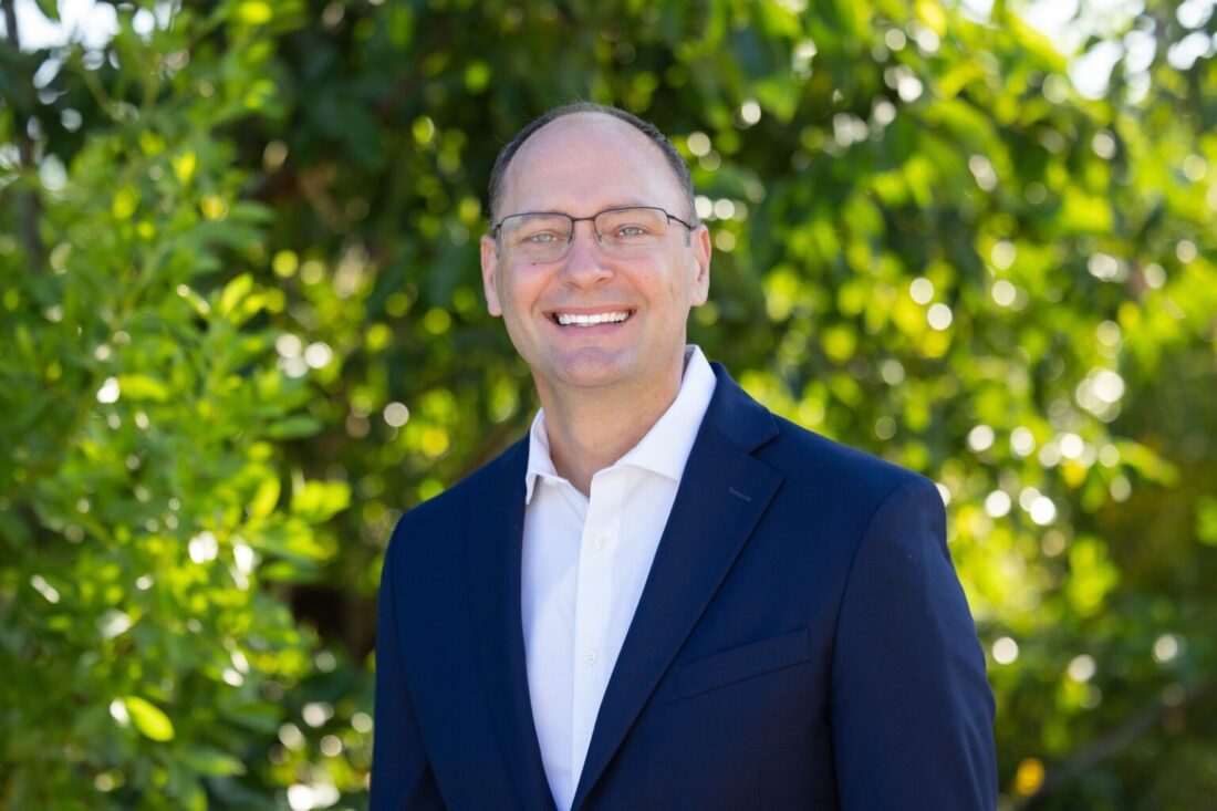 Business Notes - SANIBEL-CAPTIVA - Island Reporter, Islander and Current